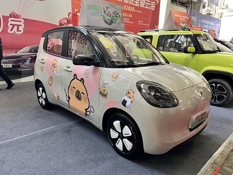 【文章】33图全面体验五菱宏光miniEV四门版，很强但不一定能走量_车家号_汽车之家