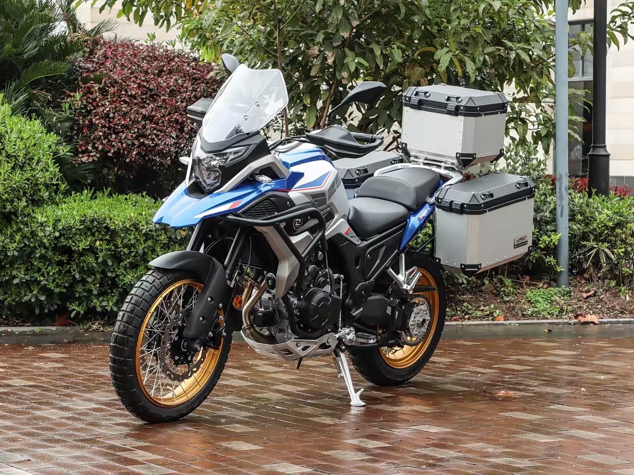 五款在售中排量ADV摩托车推荐：探索不同风格的冒险利器_车家号_发现车生活_汽车之家