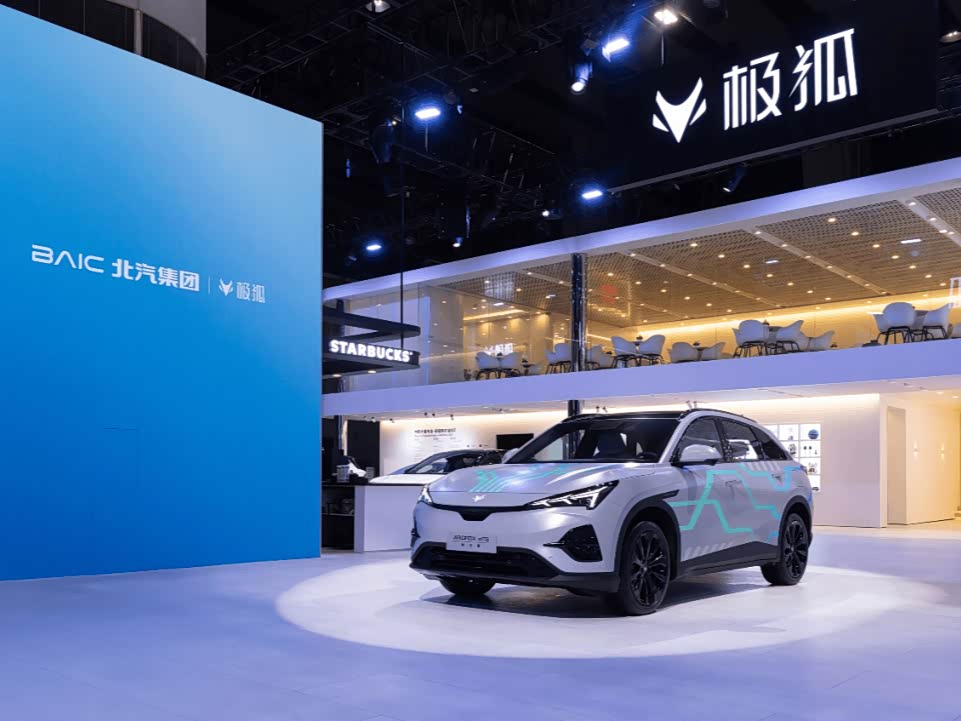 16万买800V平台15分钟充500公里 ！新阿尔法T5开启全民5C闪充时代_车家号_发现车生活_汽车之家