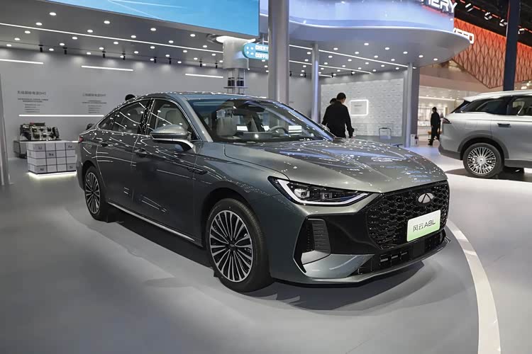 12月17日，奇瑞风云A8L闪亮登场！全新紧凑型轿车，1.5T插混动力_车家号_发现车生活_汽车之家