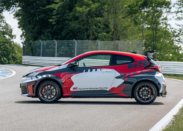 丰田GR Yaris特别版，致敬拉力冠军Rovanpera并限量发售！_车家号_发现车生活_汽车之家