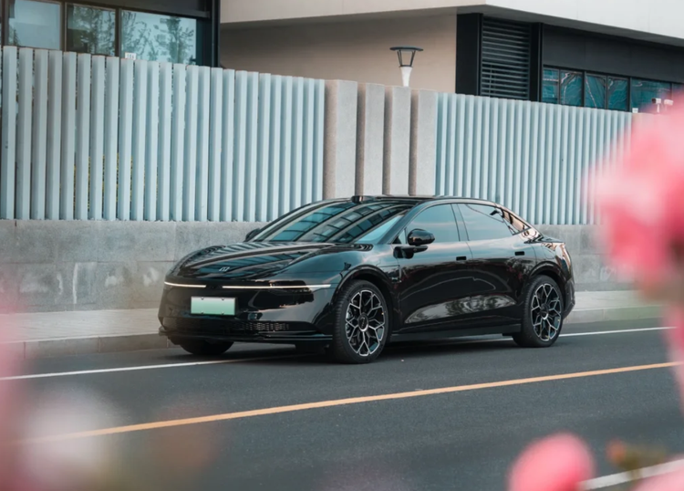 用智能化衡量电车标准，极氪007、Model 3、智己L6，谁赢了？_车家号_发现车生活_汽车之家