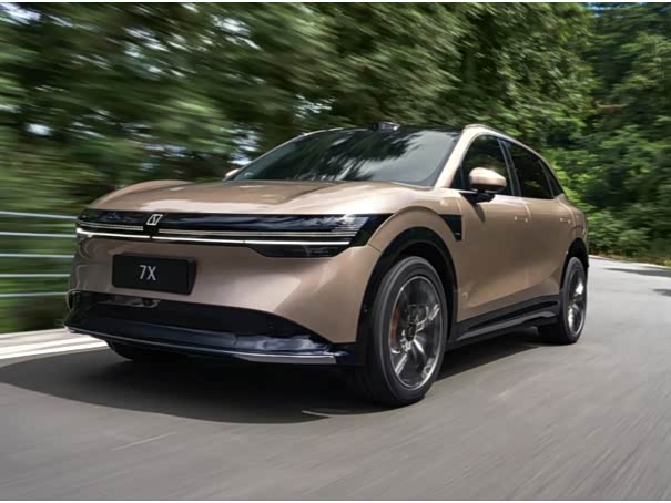 空间大又省电，成都车展家庭SUV极氪7X&智己LS6怎么选？_车家号_发现车生活_汽车之家