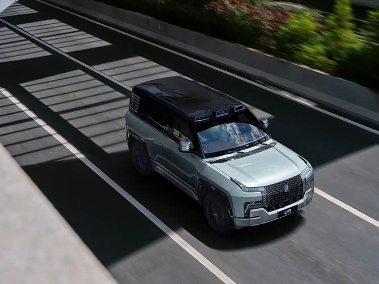 不到一年6次OTA，仰望U8豪华版在玩一种很新的用车体验_车家号_发现车生活_汽车之家