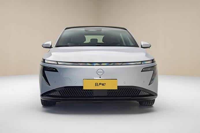 东风日产N7上市，搭8295芯片/Momenta端到端智驾，11.99万起售_车家号_发现车生活_汽车之家