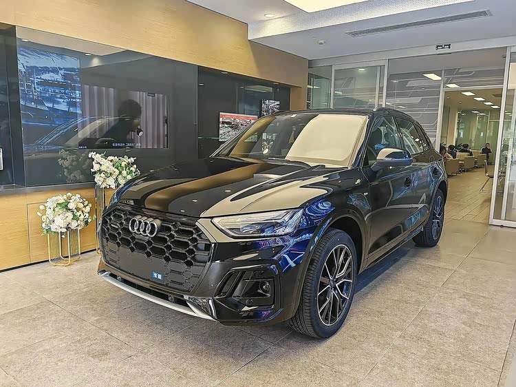 2025款奥迪Q5L实车到店，外观内饰大变样，你心动了吗？_车家号_发现车生活_汽车之家