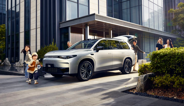 15万级6座SUV！零跑C16：67.2%空间利用率，800V快充，配激光雷达_车家号_发现车生活_汽车之家