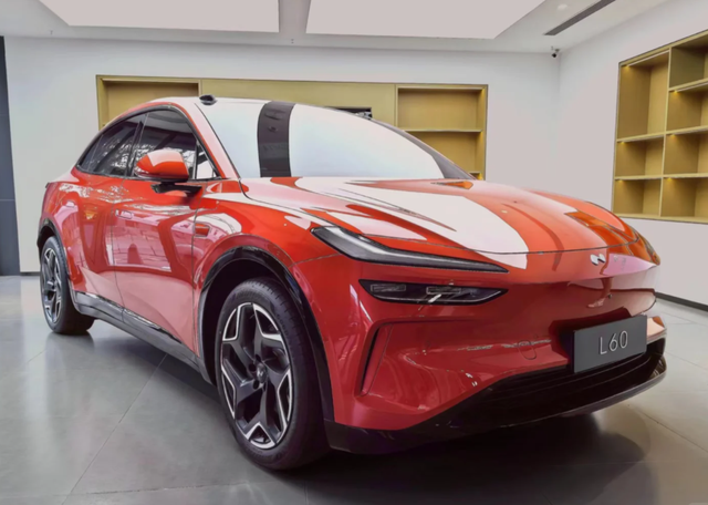 乐道L60到店，颜值高、性能强，轴距2950mm，能用蔚来换电站吗？_车家号_发现车生活_汽车之家