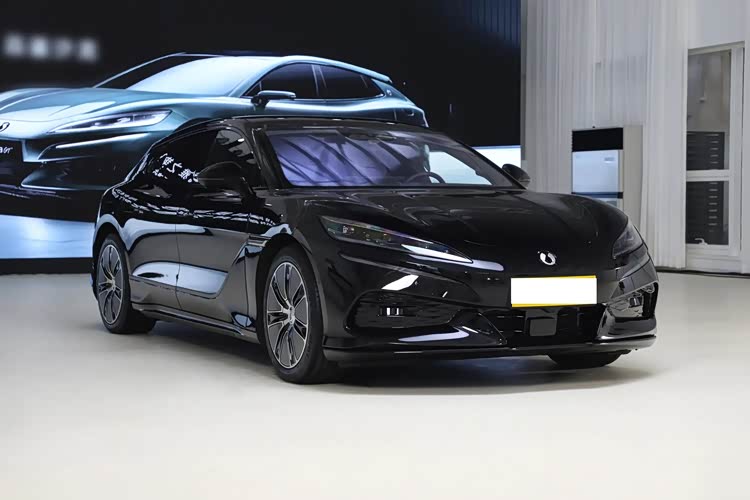 腾势Z9GT将于8月开启预售，外观很帅气，提供纯电和插混动力_车家号_发现车生活_汽车之家