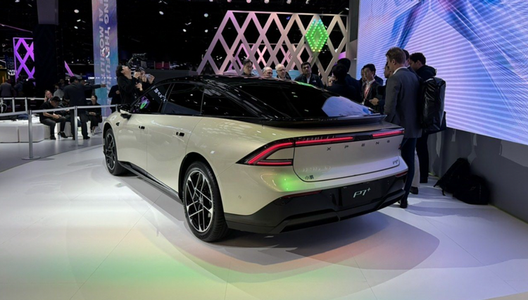 小鹏P7+预售20.98万起，超越MONA M03的车来了_车家号_发现车生活_汽车之家