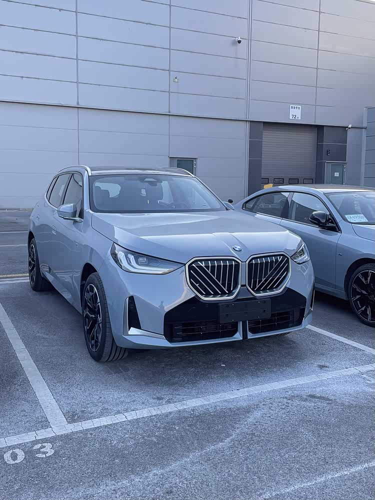 宝马X3L实车亮相！尺寸升级，2.0T动力，科技感爆棚！_车家号_发现车生活_汽车之家