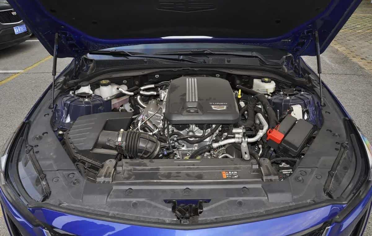 凯迪拉克CT5和奥迪A4L到底该如何选？对比后你就知道了_车家号_发现车生活_汽车之家