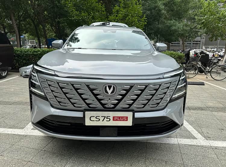 新一代CS75 PLUS现身街头，长近4米8配隐藏门把手，提升竞争力_车家号_发现车生活_汽车之家