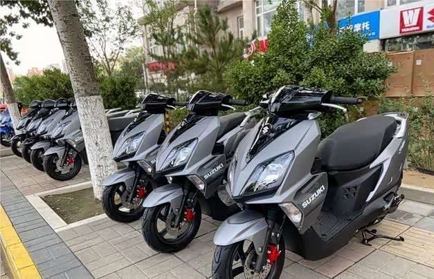 【文章】销量超10w+的济南铃木UY125小踏板全方位评测解析！_车家号_汽车之家