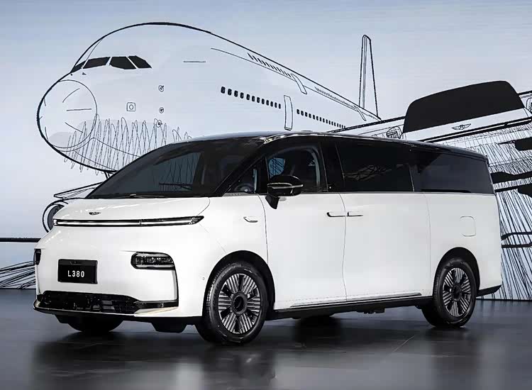 又一款“理想MEGA”上市，座椅布局史无前例_车家号_发现车生活_汽车之家