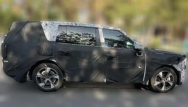 领克L946大型SUV曝光！方正造型+横向尾灯+7座布局，酷似路虎揽胜_车家号_发现车生活_汽车之家