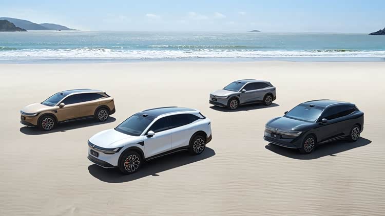 空间大战一触即发！智界R7蔚来ES6能否挑战极氪7X的空间霸主地位_车家号_发现车生活_汽车之家