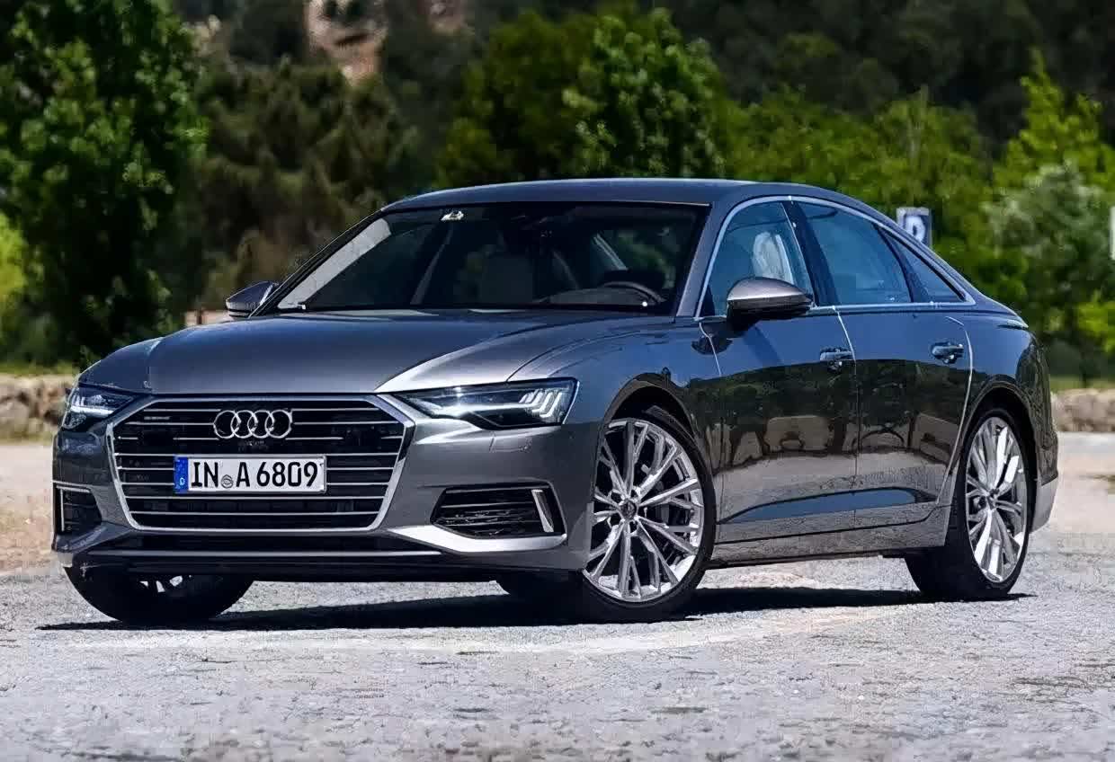 手握40万，奥迪A6L和奔驰E级哪个档次高？内行人：对比差距明显_车家号_发现车生活_汽车之家