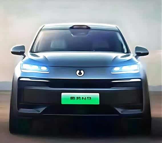 腾势N9的内饰谍照曝光 或将搭载比亚迪全新的第 5 代超级混动系统_车家号_发现车生活_汽车之家