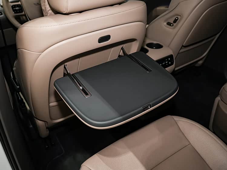 理想首款纯电 SUV i8 上市：720km 续航 + 5C 超充，8 月20日交付_车家号_发现车生活_汽车之家