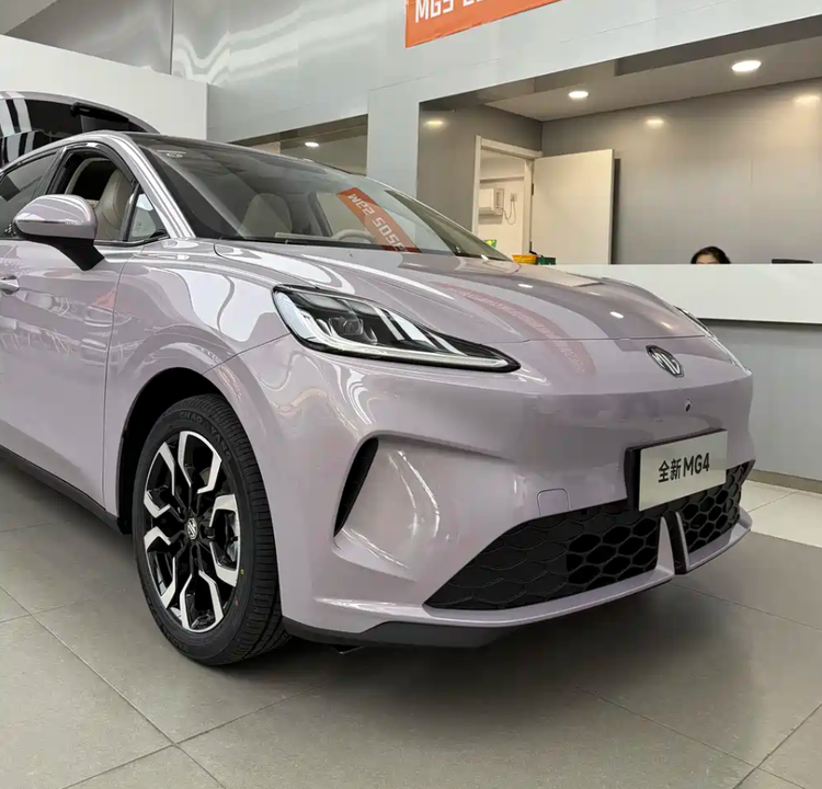 全新 MG4 实车到店！8 月 5 日开启预售，9 月初正式上市_车家号_发现车生活_汽车之家