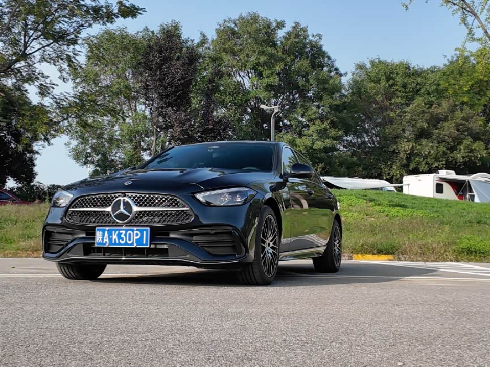 25款奔驰C260L销量依然很稳，运动版和皓夜版怎么选_车家号_发现车生活_汽车之家