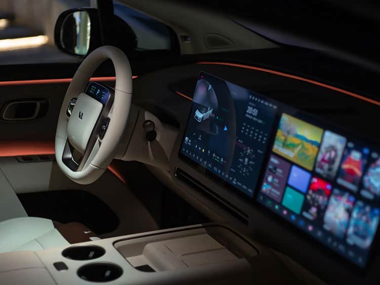 理想首款纯电 SUV i8 上市：720km 续航 + 5C 超充，8 月20日交付_车家号_发现车生活_汽车之家