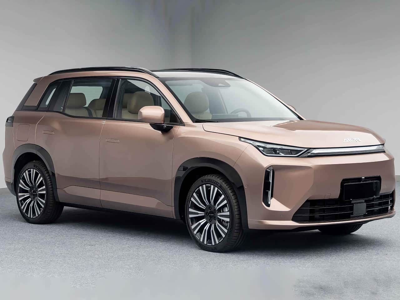 增程/纯电双版本 AION i60有望11月上市 预计售价14万左右_车家号_发现车生活_汽车之家