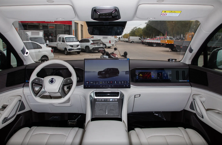 新款腾势N9搭载云辇-A悬架，2.0T插混系统，5米半径掉头+智能预瞄_车家号_发现车生活_汽车之家