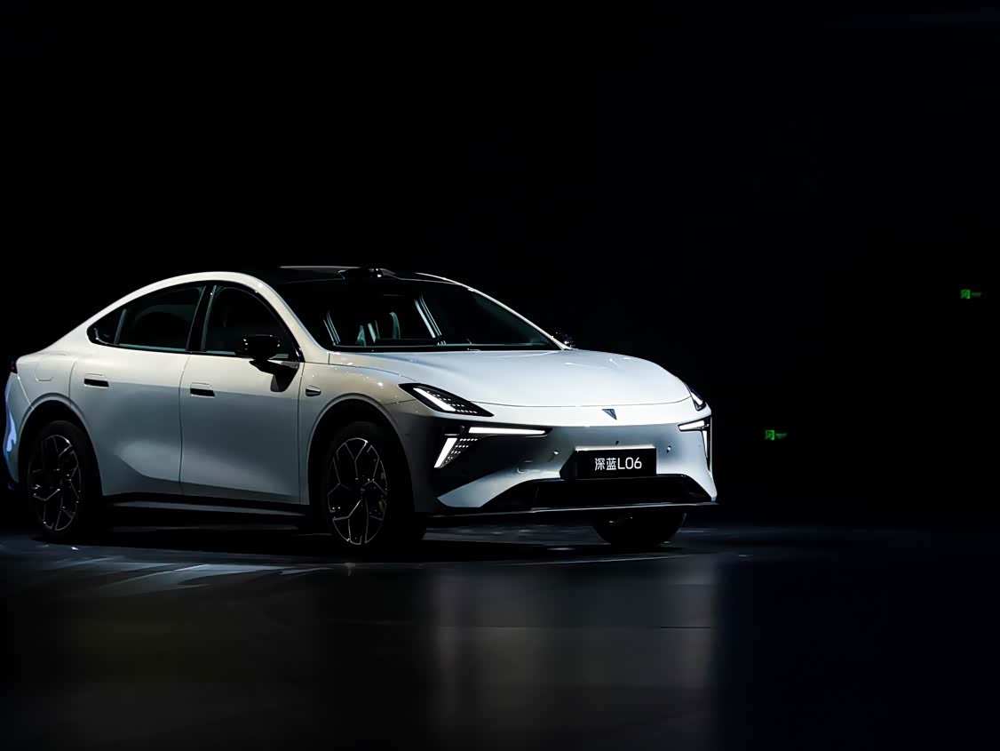 深蓝L06亮相，有爆款潜质吗？_车家号_发现车生活_汽车之家