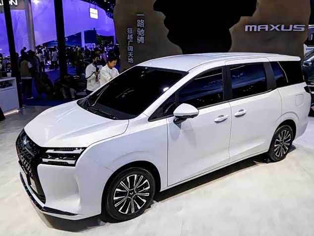 背靠800万用户，五菱再造新时代人民的MPV，星光730亮相成都车展_车家号_发现车生活_汽车之家