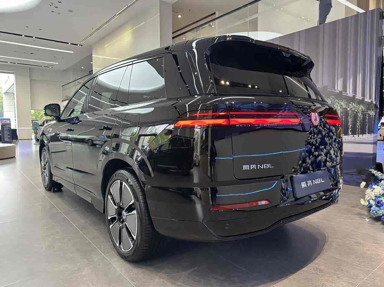 花30万买大6座SUV，腾势N8L真的值吗？_车家号_发现车生活_汽车之家