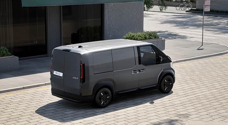 起亚 PV5 续航 693.38 公里！打破吉尼斯世界纪录！_车家号_发现车生活_汽车之家