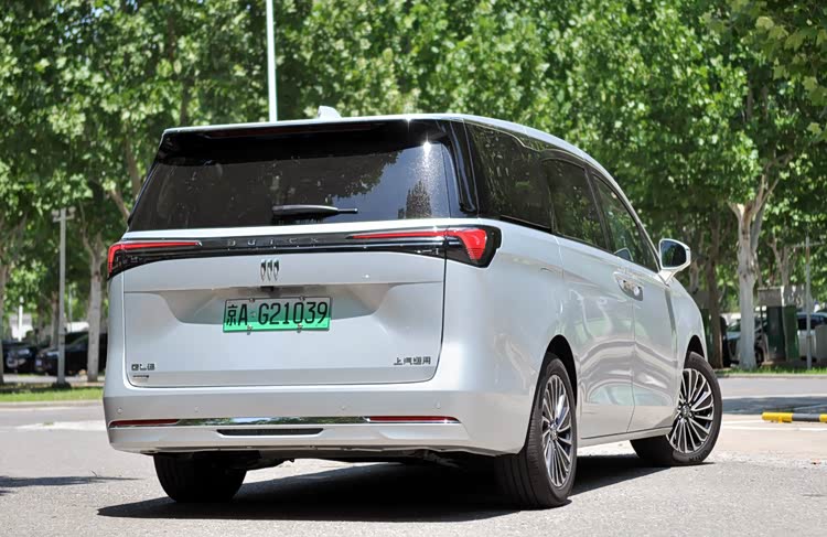 最具性价比的别克第三代MPV 试驾GL8陆尚尊享版_车家号_发现车生活_汽车之家