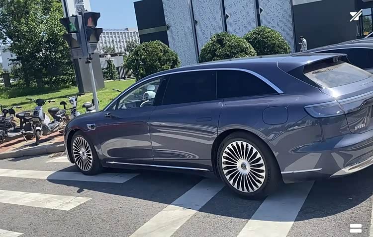 享界S9T实车曝光，配华为ADS 4智驾+寰宇之星标，增程/纯电双选！_车家号_发现车生活_汽车之家