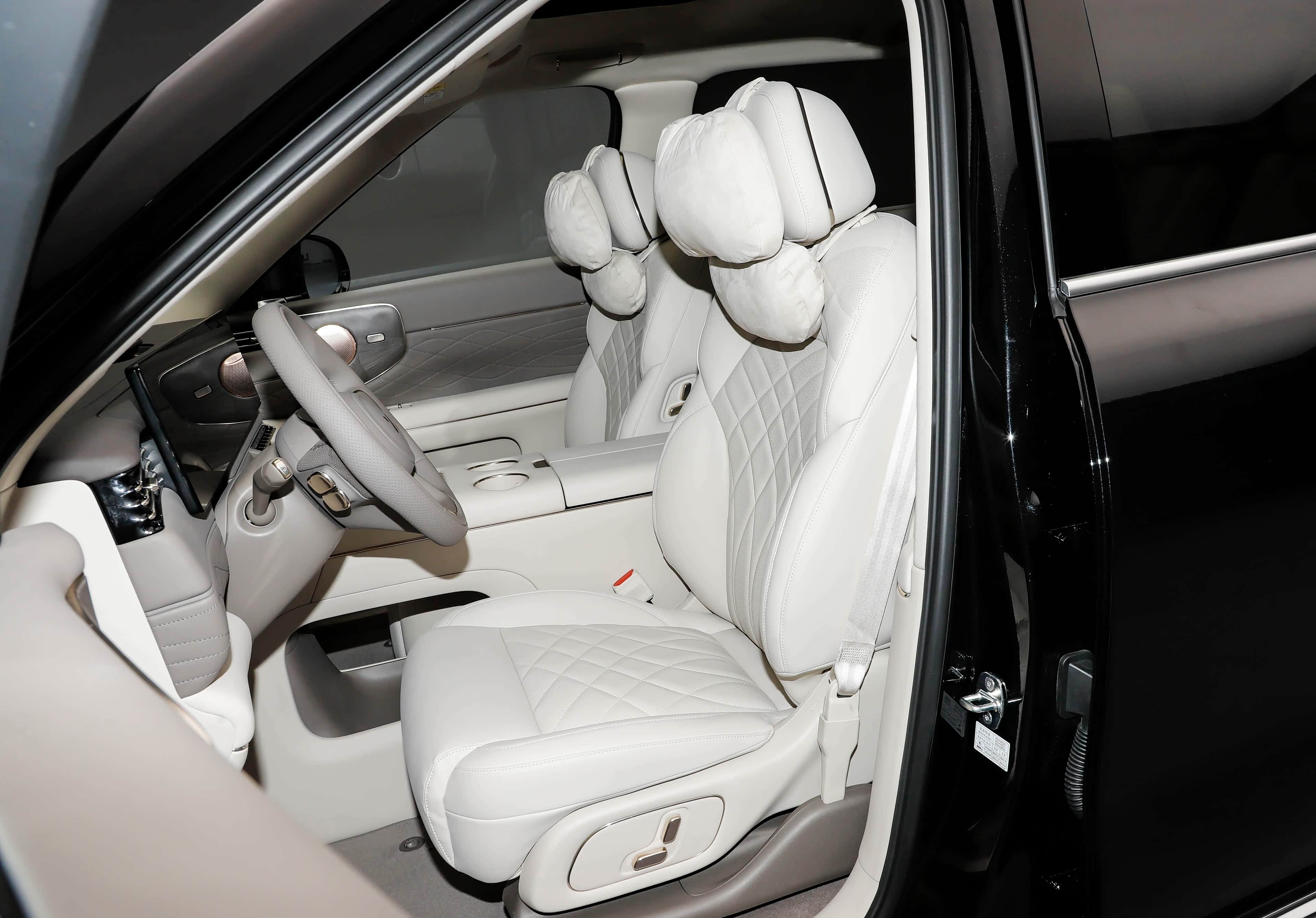 智己LS9开启预售，66度增程大电池+402km续航！_车家号_发现车生活_汽车之家