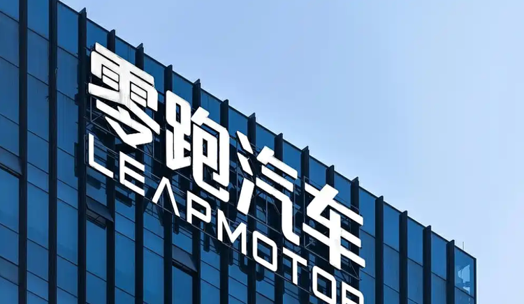 零跑C19：20万内的全尺寸SUV？800V+双芯片+激光雷达_车家号_发现车生活_汽车之家