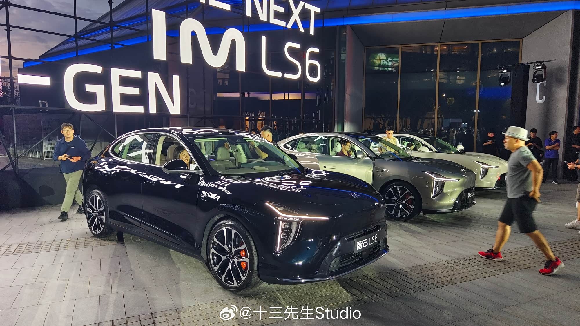 新一代智己LS6震撼上市19.79万起，能看出智己对于销量的渴望_车家号_发现车生活_汽车之家