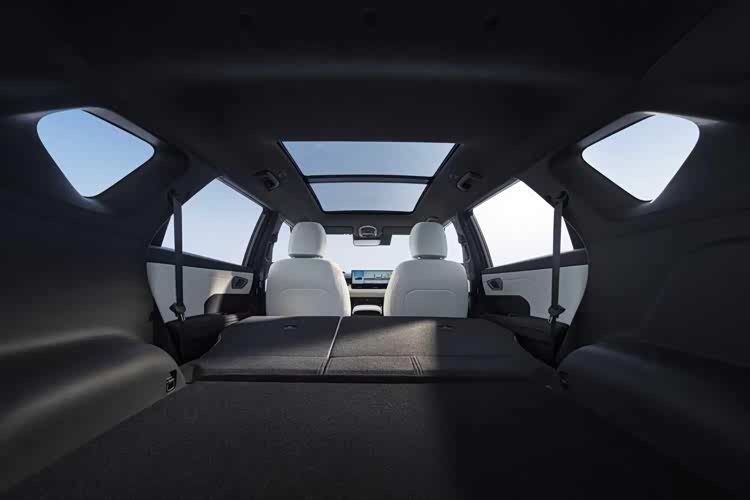 北京现代EO羿欧上市11.98万起，打造新质力纯电SUV-爱卡汽车爱咖号