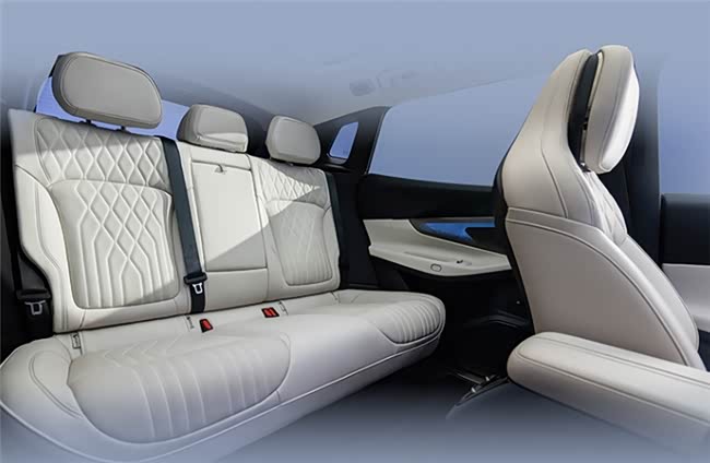 20-30万SUV推荐：红旗HS6/理想L6/领克08谁更懂家庭智驾需求？_车家号_发现车生活_汽车之家