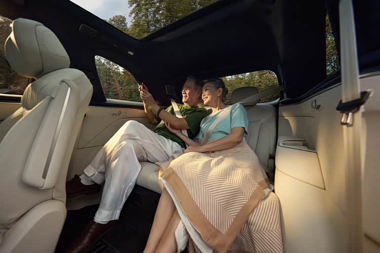 17.98万起的乐道L90值不值得买？价格、配置、版本对比全解析_车家号_发现车生活_汽车之家