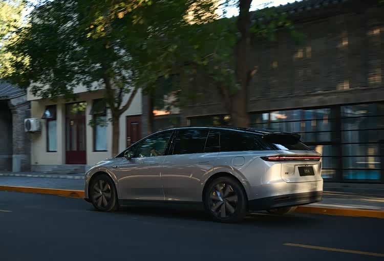 五座纯电SUV/9月底上市/续航最高720公里 理想i6最新官图_车家号_发现车生活_汽车之家