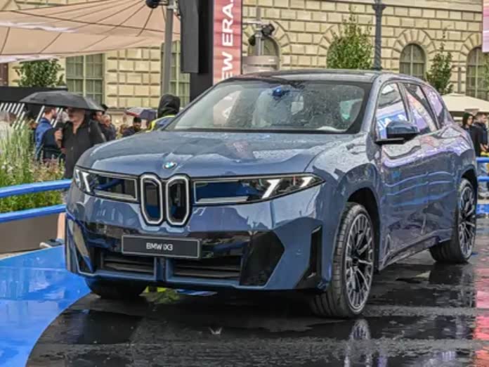 年底亮相！全新宝马 iX3 海外实车曝光，续航900公里，喜欢吗？_车家号_发现车生活_汽车之家