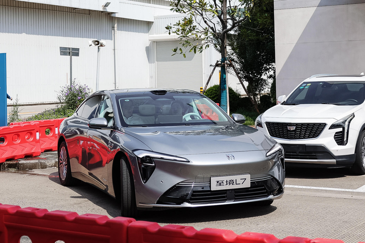 别克至境L7实车现身，长超5米+激光雷达，配343马力+续航1400km_车家号_发现车生活_汽车之家