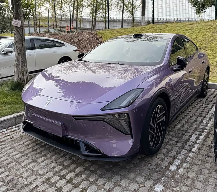 深蓝L06再度现身：溜背造型+电动尾翼，搭载3纳米芯片与激光雷达_车家号_发现车生活_汽车之家