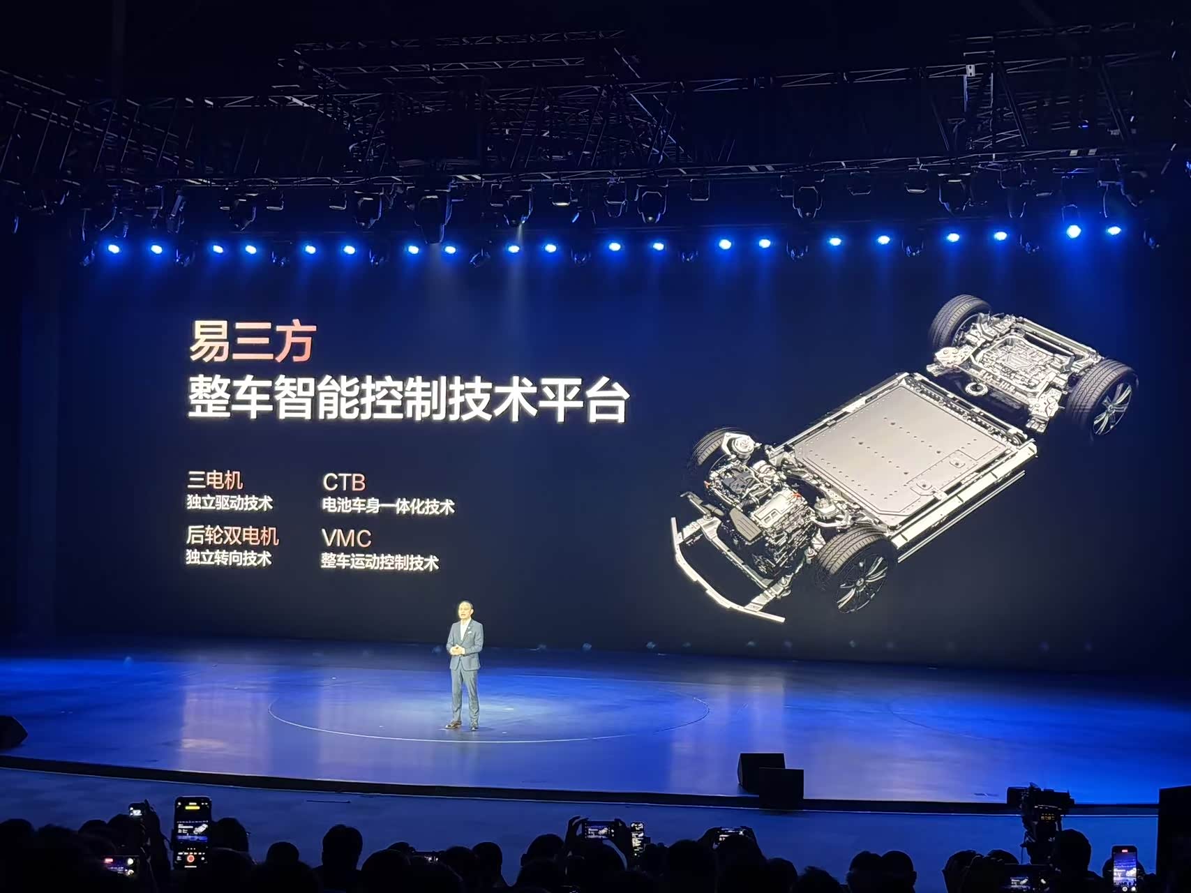 腾势N8L正式上市，28.98万-32.98万，比预售降了2万！_车家号_发现车生活_汽车之家