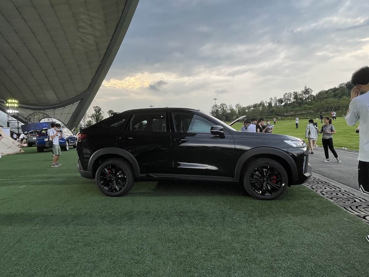 哈弗H6S来了，预售价曝光，顶配混动售价16.49万，贵不贵？_车家号_发现车生活_汽车之家