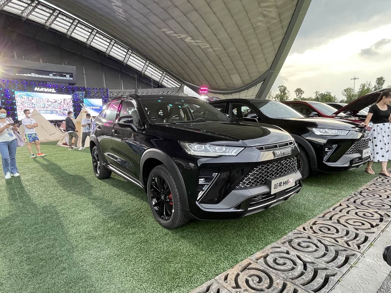 哈弗H6S来了，预售价曝光，顶配混动售价16.49万，贵不贵？_车家号_发现车生活_汽车之家