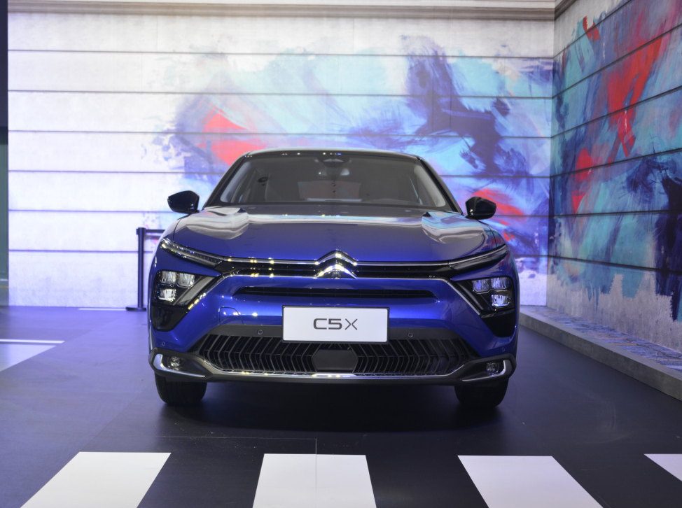起售价不到15万，凡尔赛C5X终于开窍了？_车家号_发现车生活_汽车之家