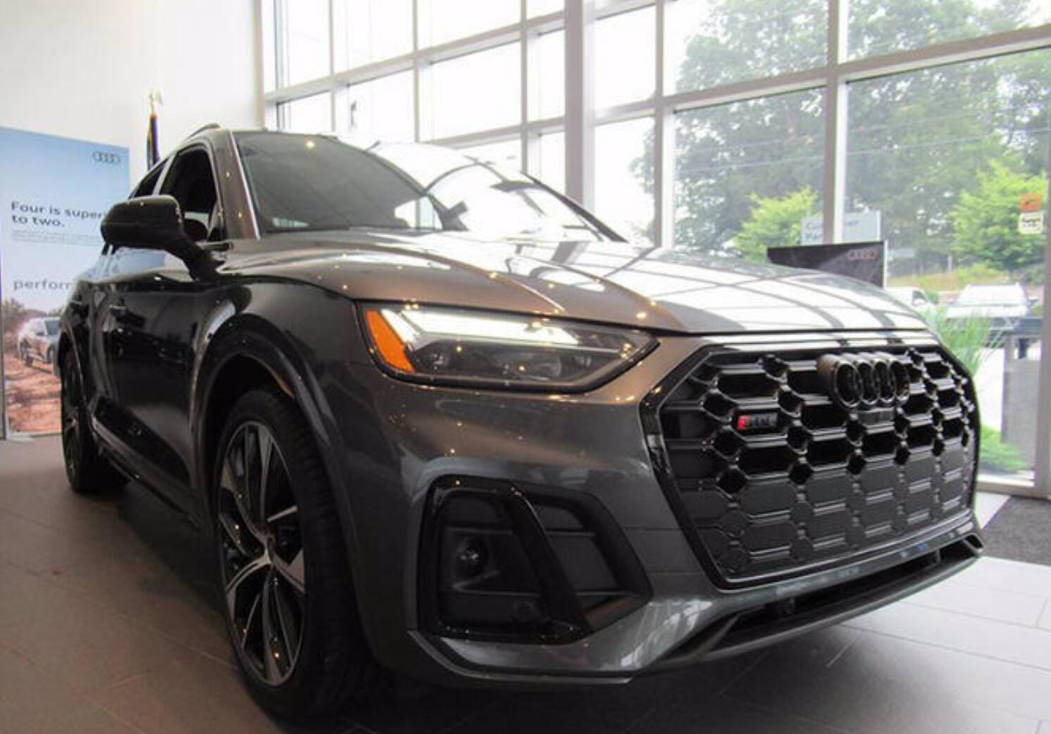 奥迪全新SQ5海外实拍 或于7月中旬在国内发布_车家号_发现车生活_汽车之家